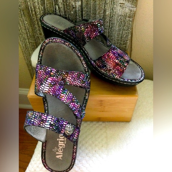 Alegria | Shoes | Algeria Loti Funtastic Lot299 Snakeskin Sandals Size ...